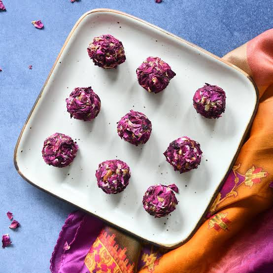 3 Best Gulkand Recipes to Try Today – Drink, Dessert & More